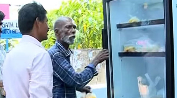 A Restaurant Put A Fridge Outside That The Homeless And Hungry Can ...