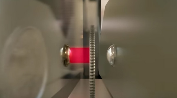 This Video On How Vending Machines Detect Fake Coins Is Pretty Epic this-video-on-how-vending-machines-detect-fake-coins-is-pretty-epic