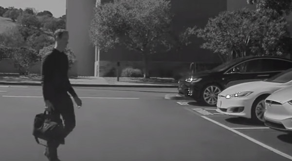 Tesla Drives Itself Down Urban Streets, On The Highway, Then Finds A ... Tesla Drives Itself Down Urban Streets, On The Highway, Then Finds A ...
